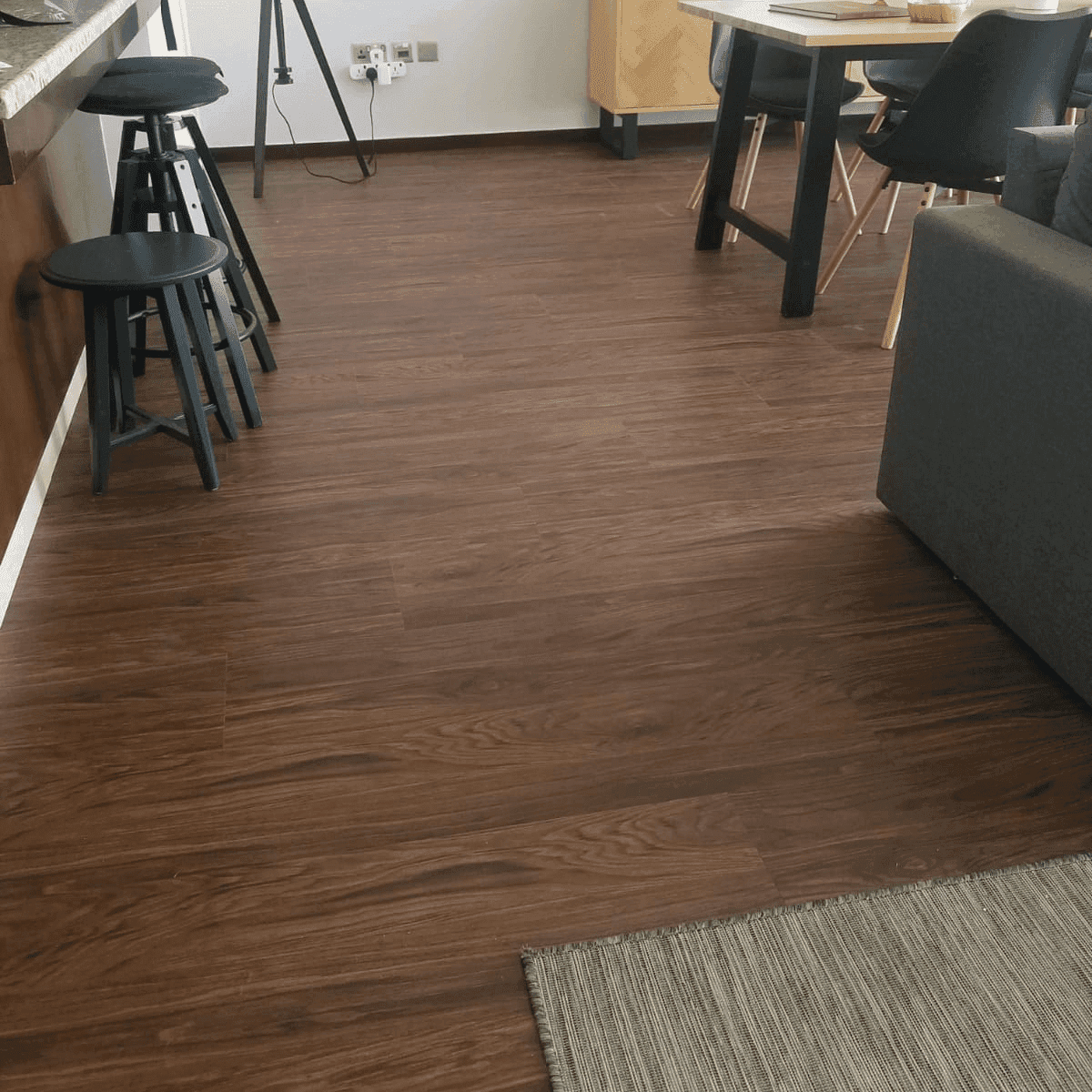 Cocoa Walnut Flooring Valiant LVT Flooring Shines with 0.5mm Wear Layer ...